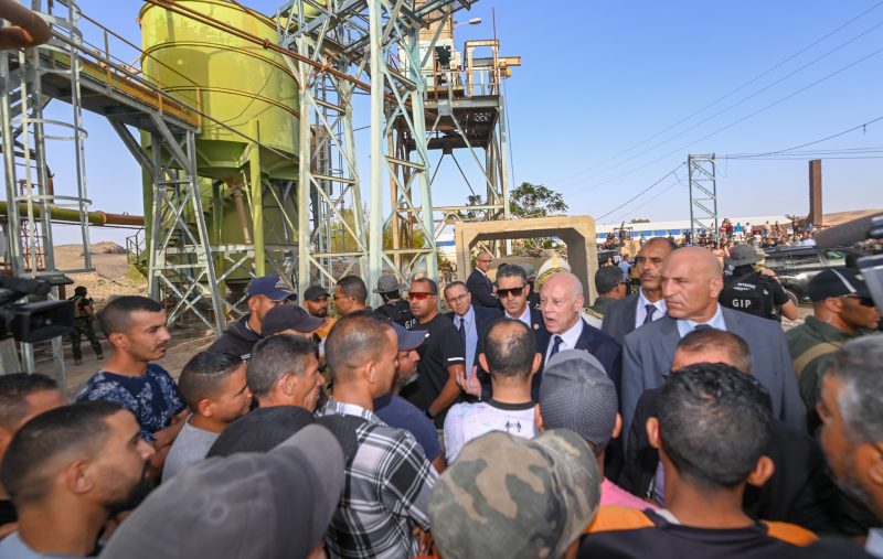 Tunisie : Saïed se rend à Redeyef, "le phosphate doit reprendre et les ...