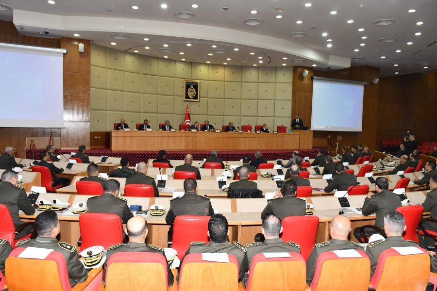 Tunisie : Le ministre de l'Intérieur ouvre la conférence des chefs de ...